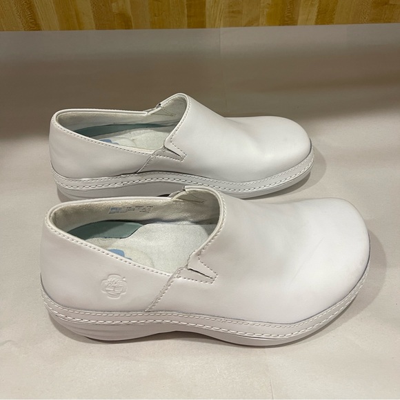 Timberland | Shoes | Timberland Pro Clog Slipon White Renova Nurse Anti ...
